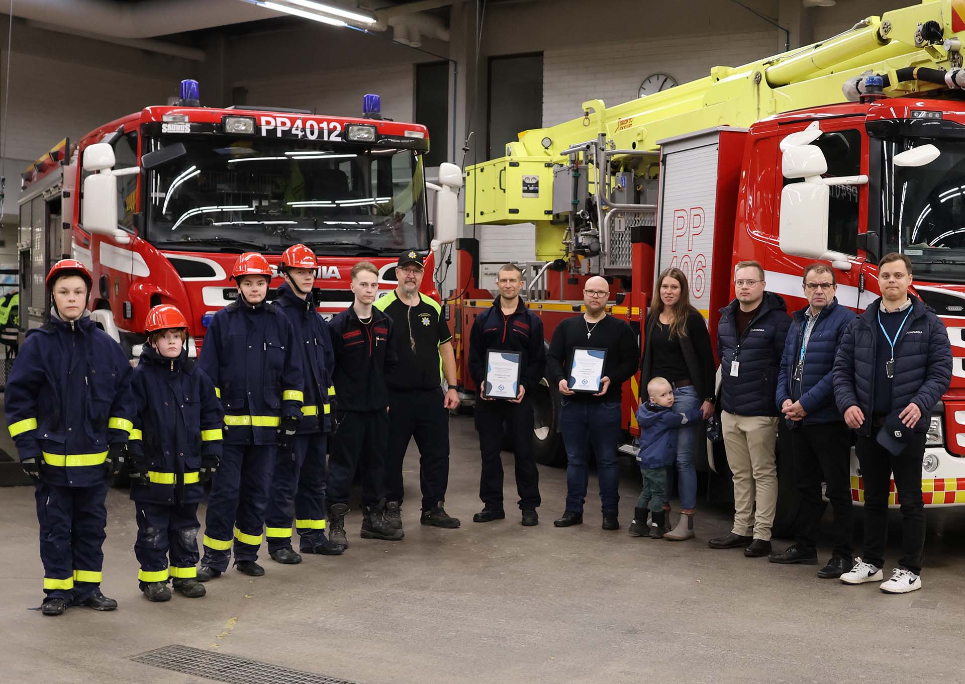 LähiTapiola Kainuu-Koillismaa lahjoittaa tukea Koillismaan VPK ...